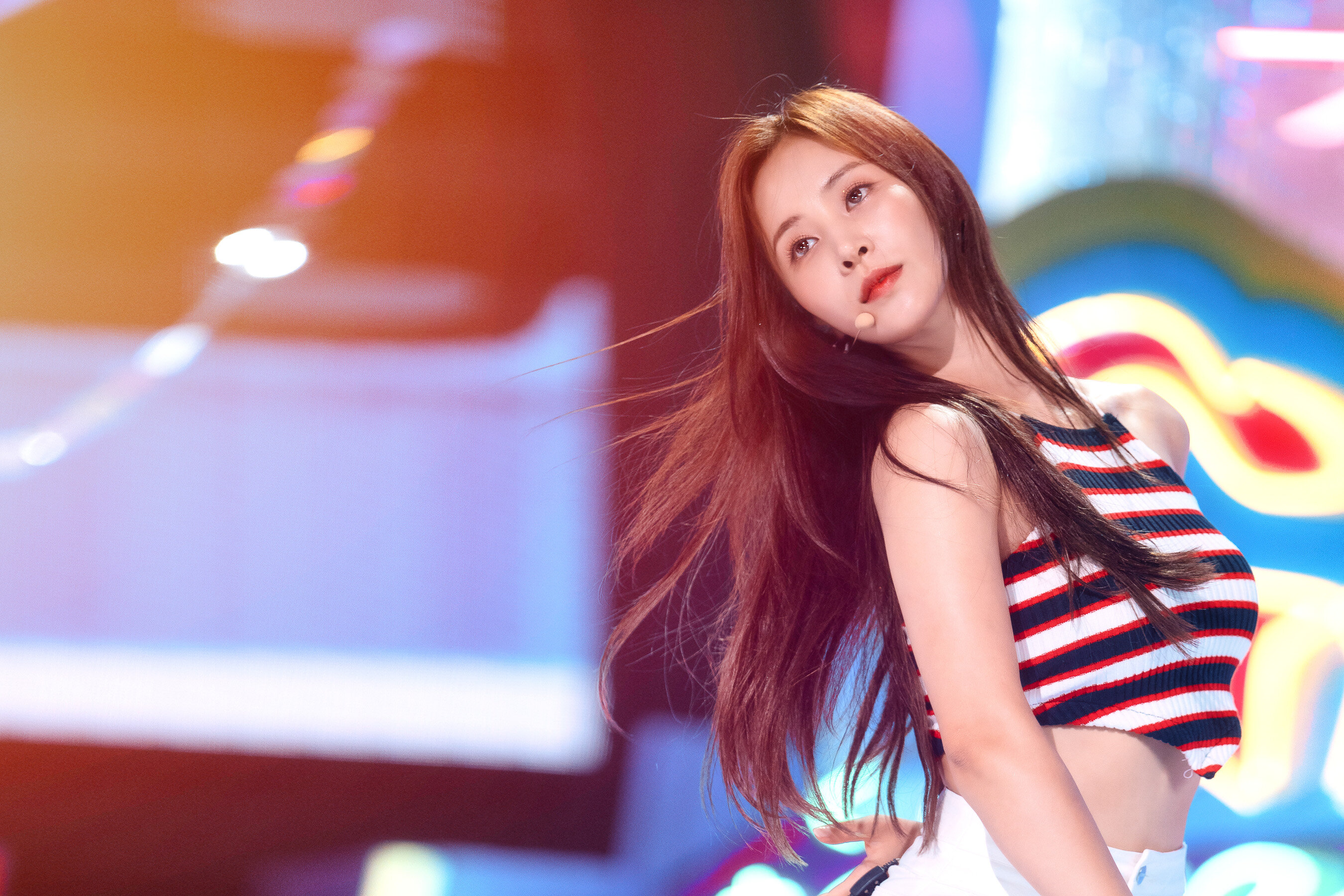220821 Girls' Generation Yuri - 'FOREVER 1' at Inkigayo | kpopping