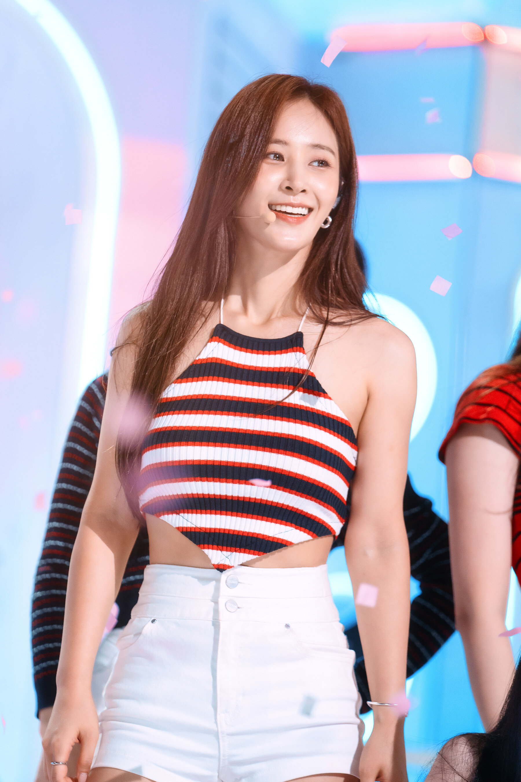 220821 Girls' Generation Yuri - 'FOREVER 1' at Inkigayo | kpopping