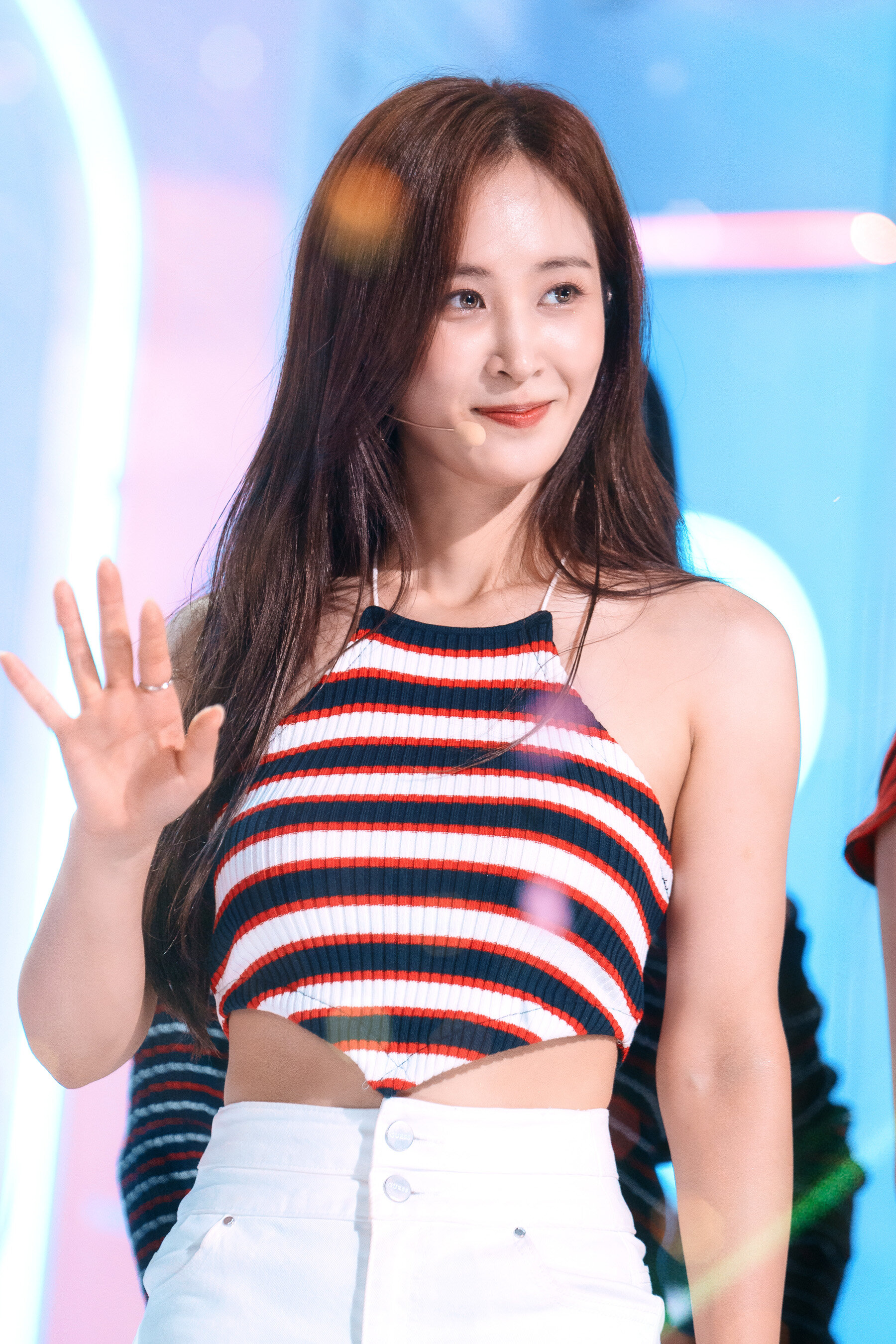 220821 Girls' Generation Yuri - 'FOREVER 1' at Inkigayo | kpopping