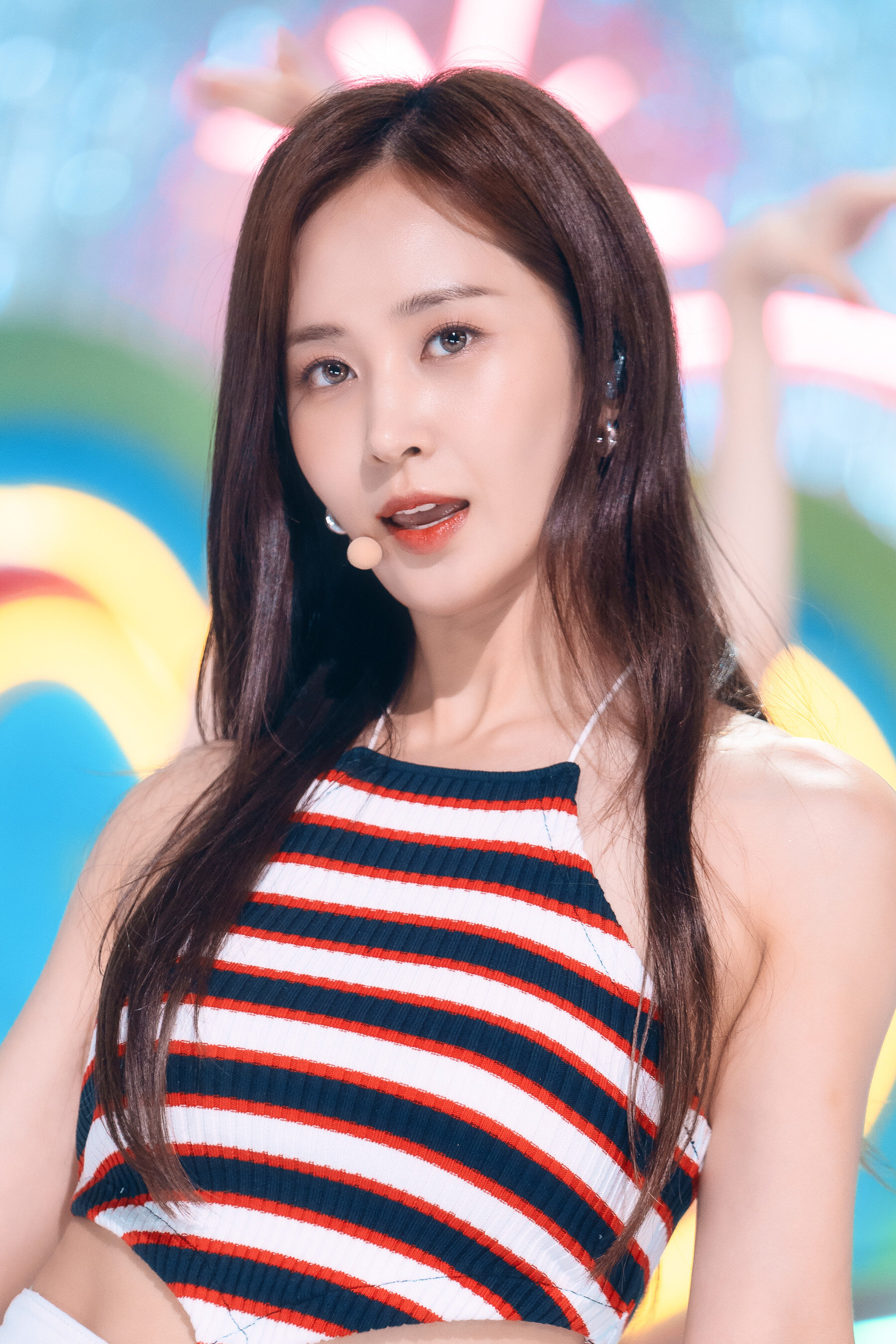 220821 Girls' Generation Yuri - 'FOREVER 1' at Inkigayo | kpopping