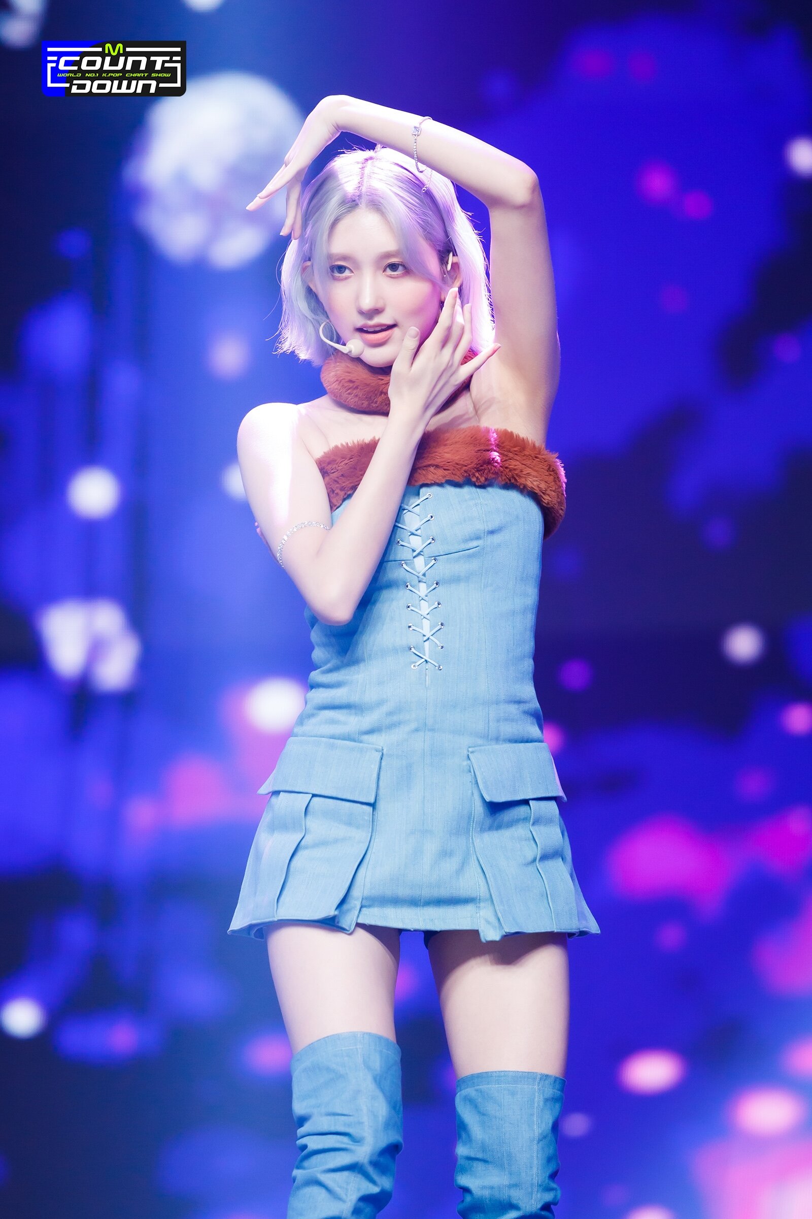 220908 IVE Gaeul - 'After LIKE' at M Countdown — HQ K-pop Photos | kpopping