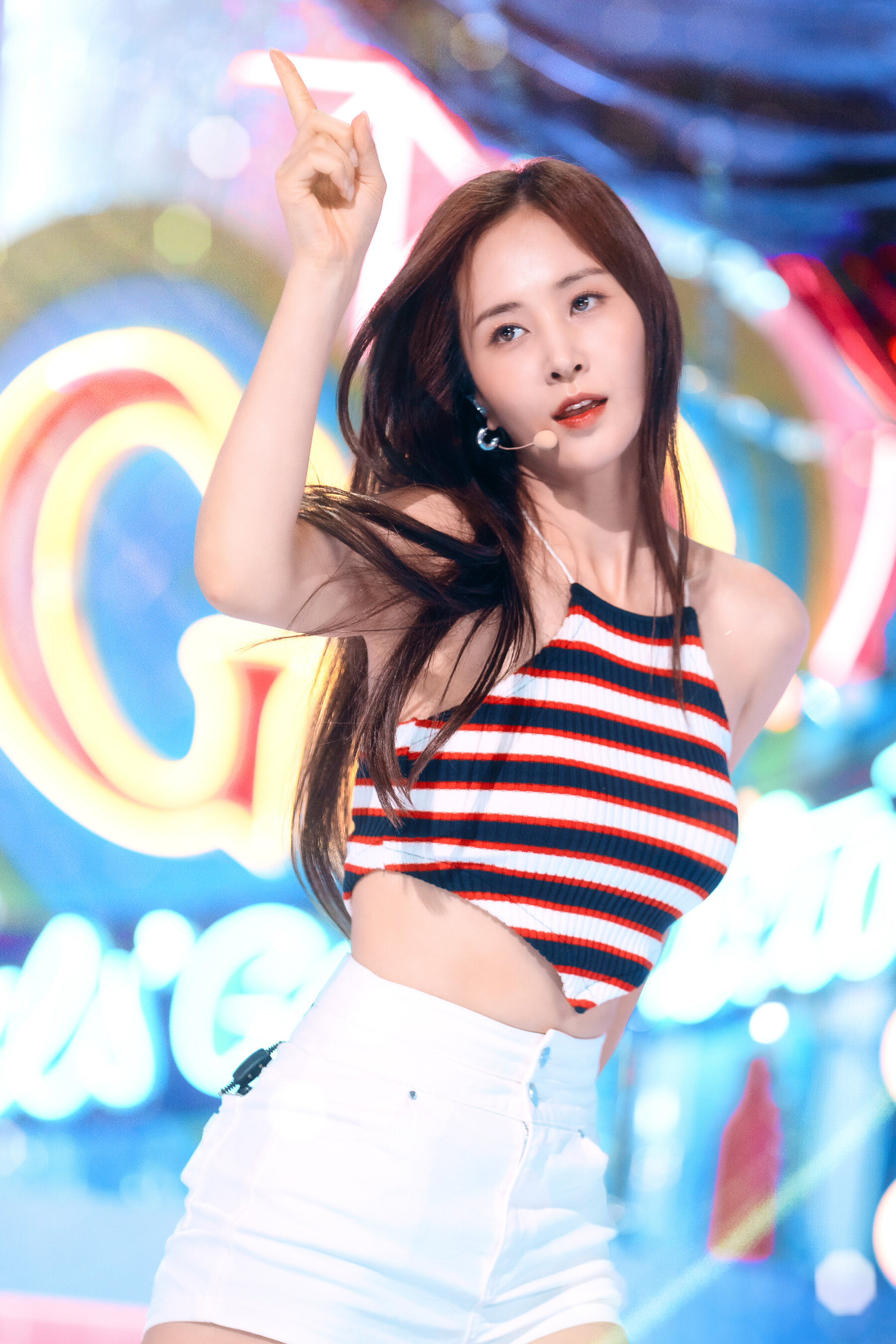 220821 Girls' Generation Yuri - 'FOREVER 1' at Inkigayo | kpopping