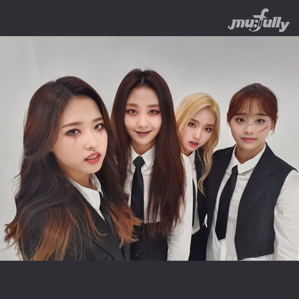 LOONA (이달의 소녀) — K-pop Group Profile | kpopping