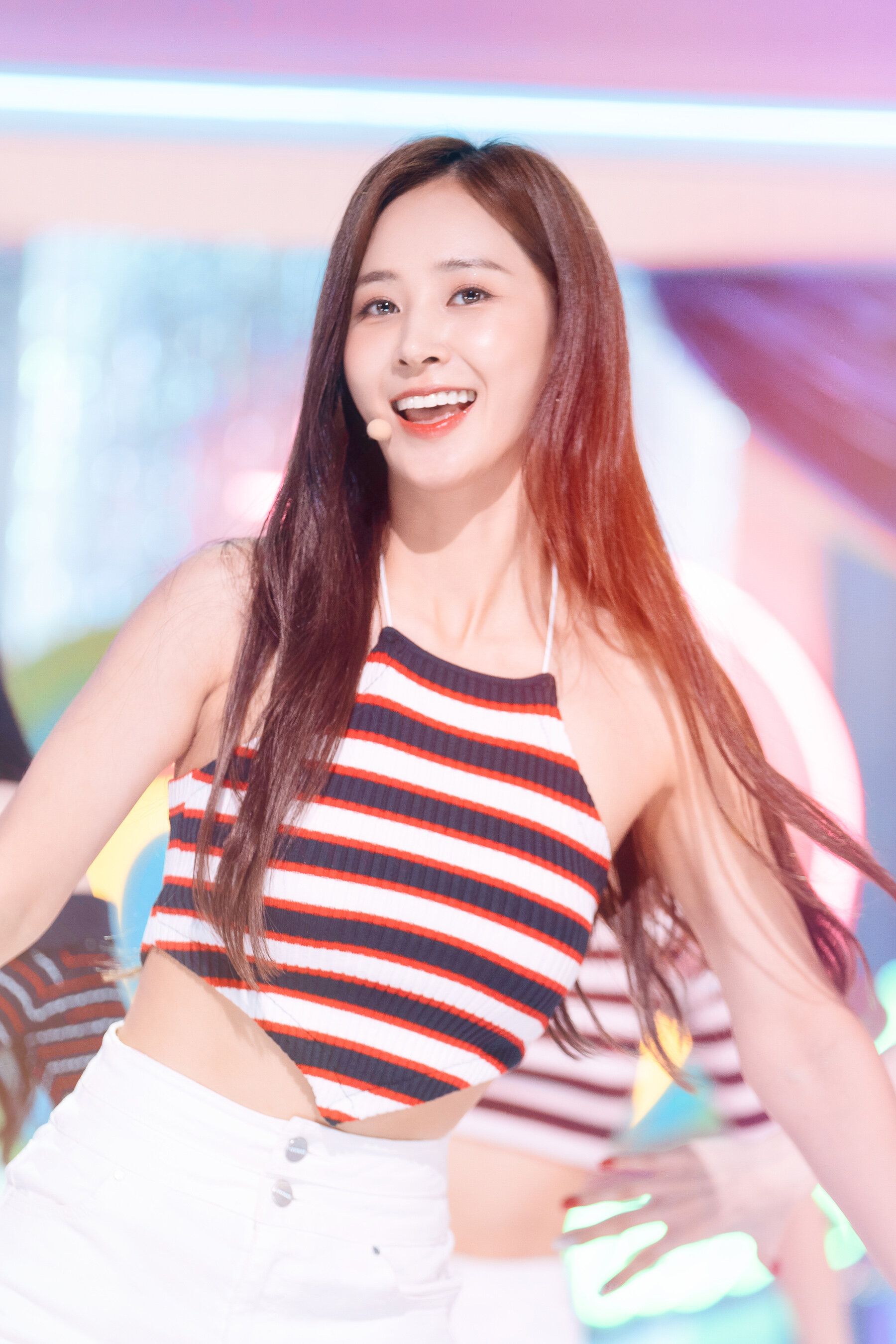220821 Girls' Generation Yuri - 'FOREVER 1' at Inkigayo | kpopping