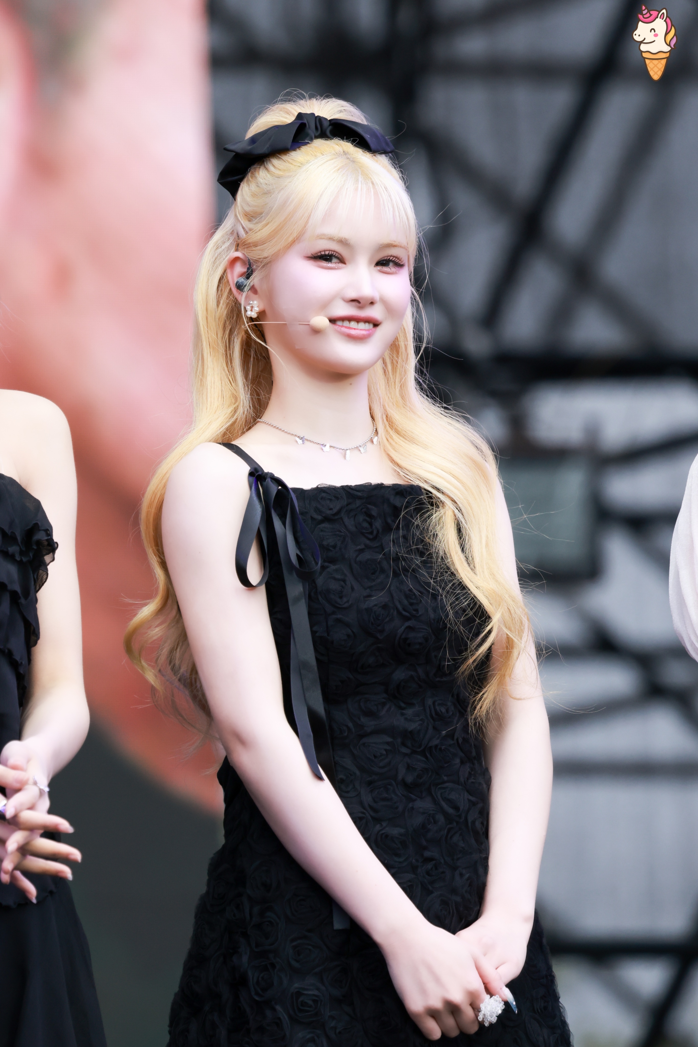 250504 tripleS Mayu at 2025 Strawberry Music Festival in Beijing | kpopping
