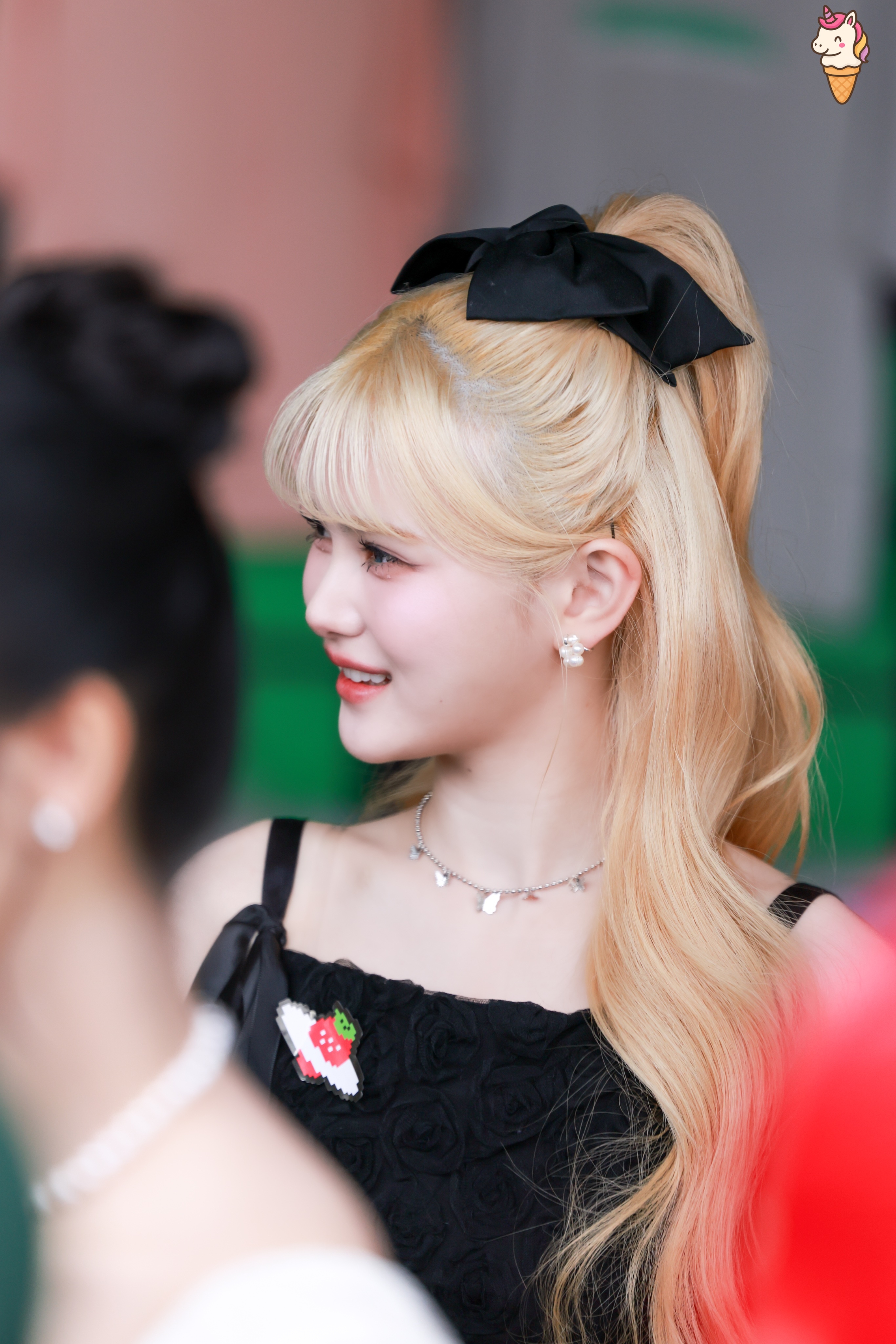 250504 tripleS Mayu at 2025 Strawberry Music Festival in Beijing | kpopping