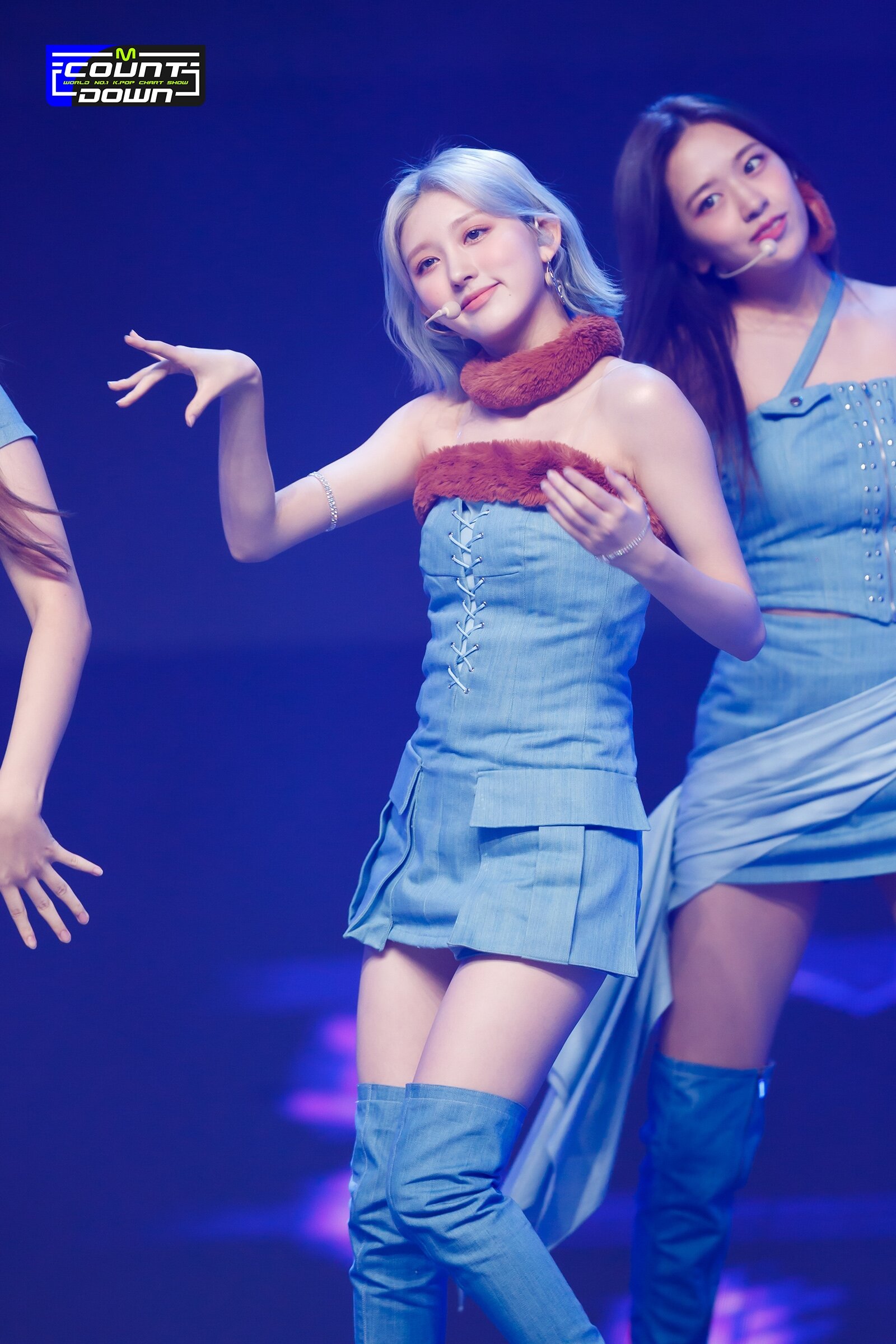 220908 IVE Gaeul - 'After LIKE' at M Countdown — HQ K-pop Photos | kpopping