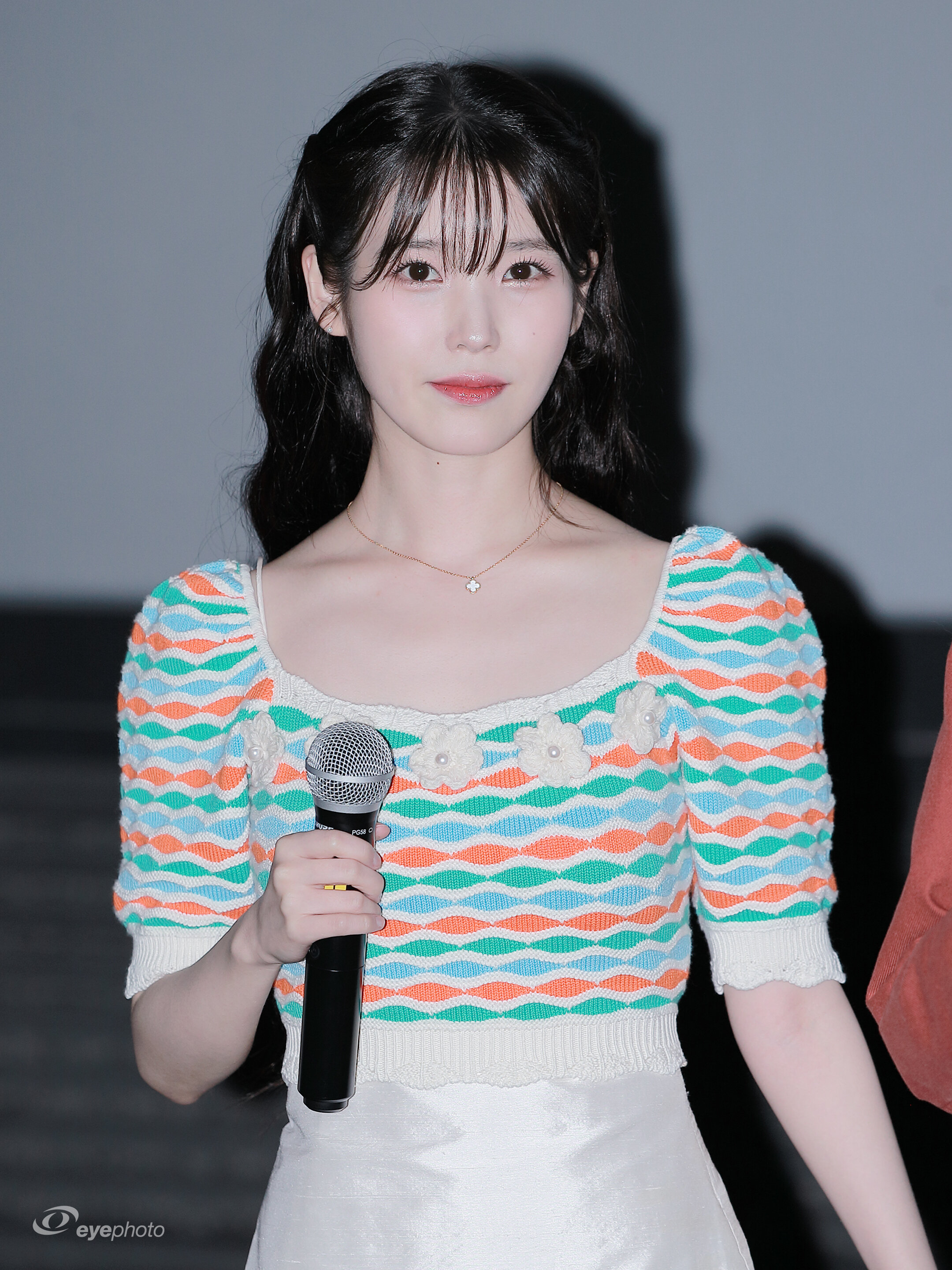 230506 IU | kpopping