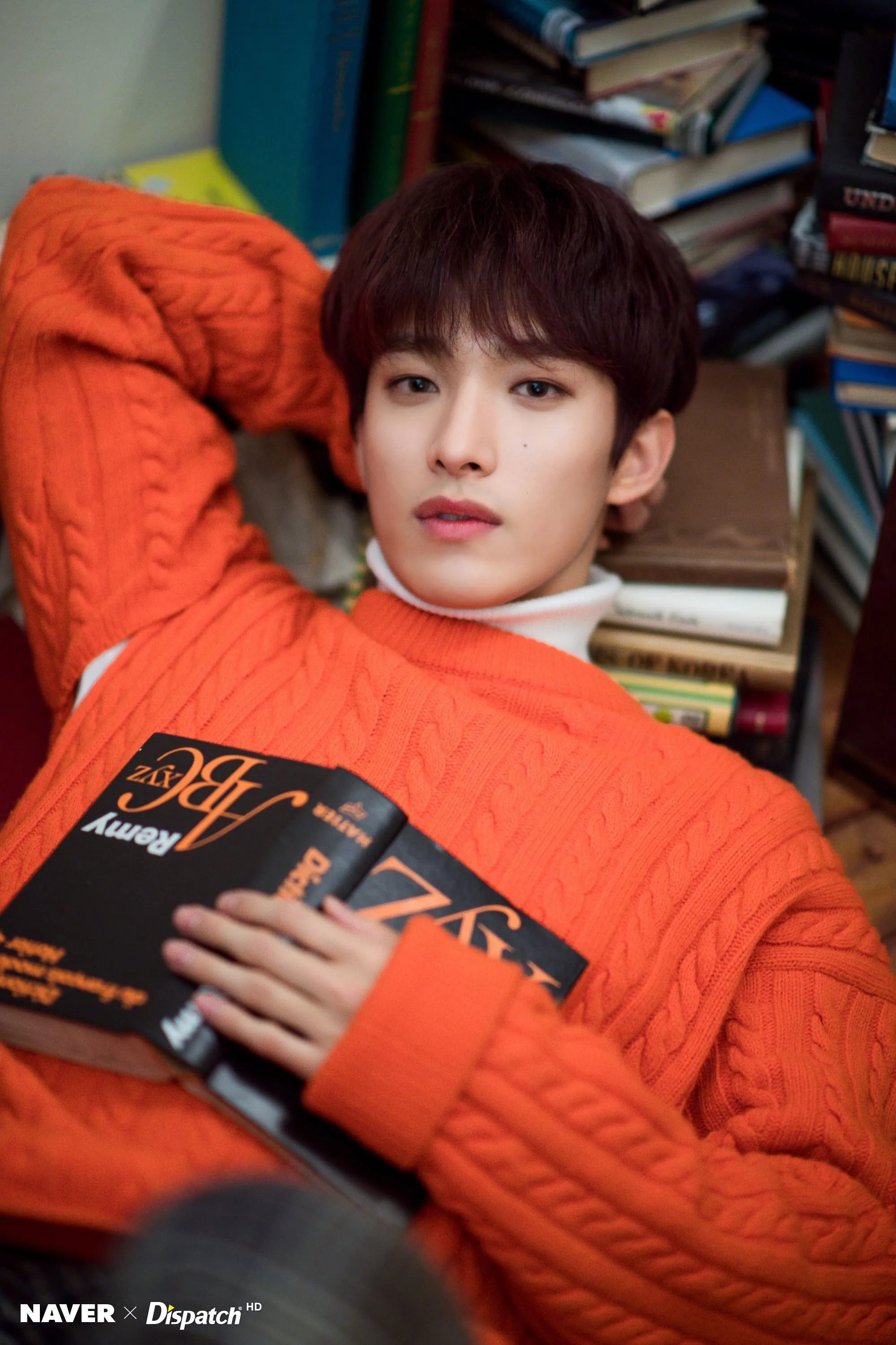 [NAVER x DISPATCH] SEVENTEEN's DK for "HOME" MV Shhoting | 190121 — HQ ...