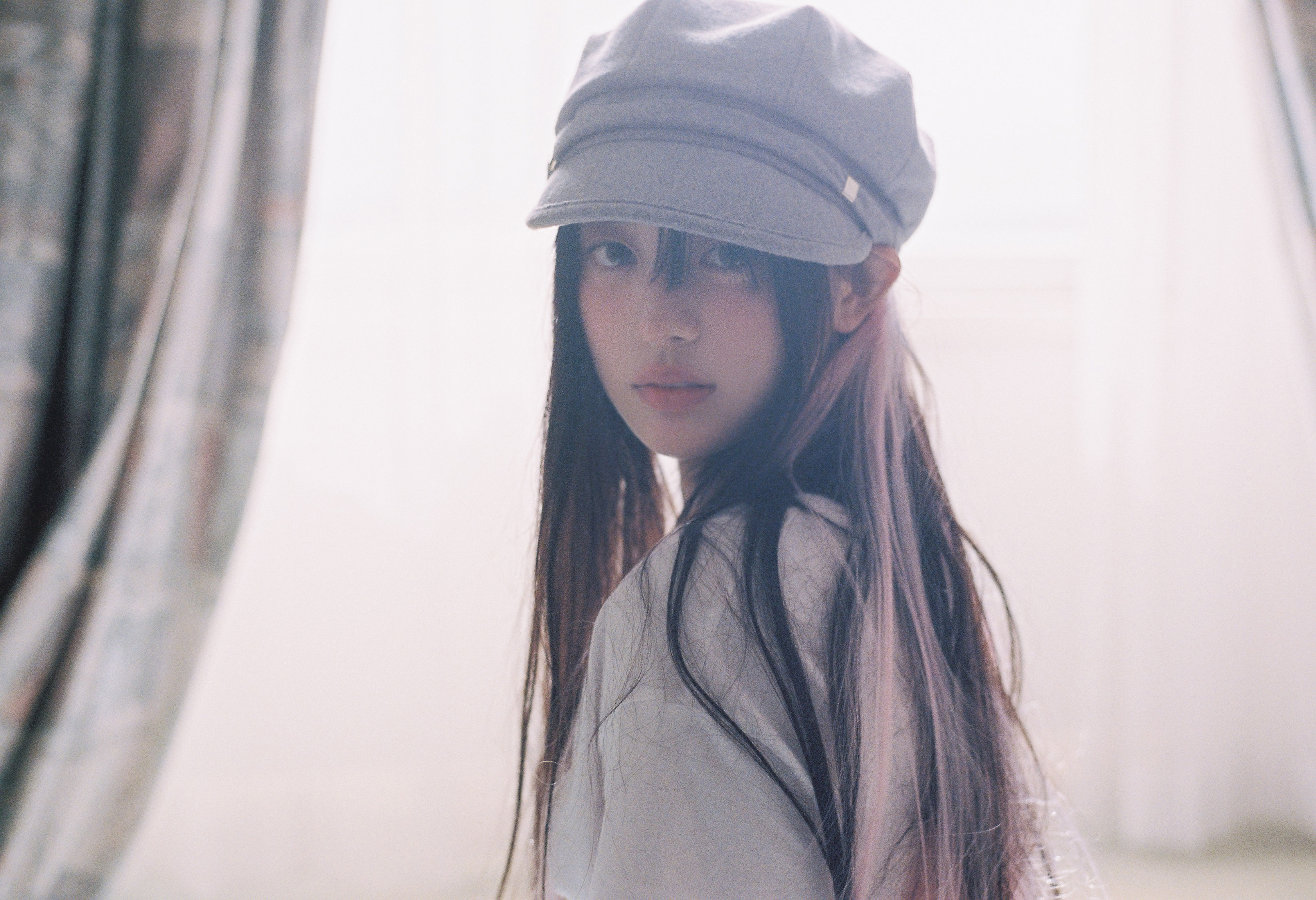 ILLIT 3rd Mini Album 'bomb' Concept Photo — HQ K-pop Photos | kpopping